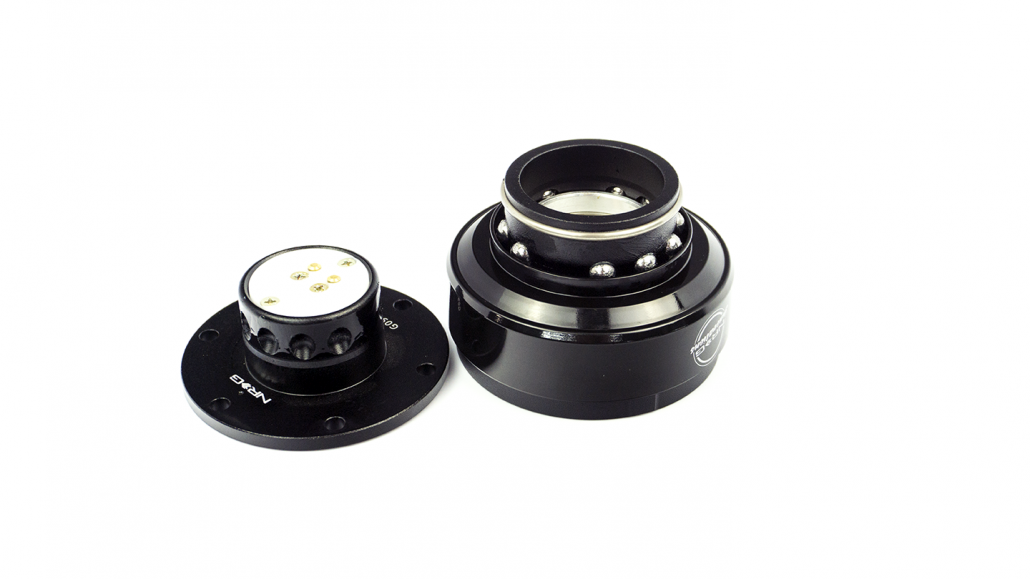 Black - V2.0 by NRG - Grip Royal