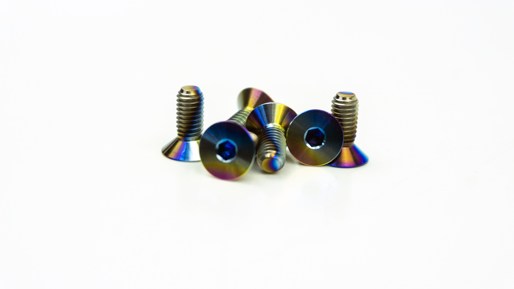 [CHOOSE YOUR COLOR] Titanium - Flat Head - Hardware - Grip Royal
