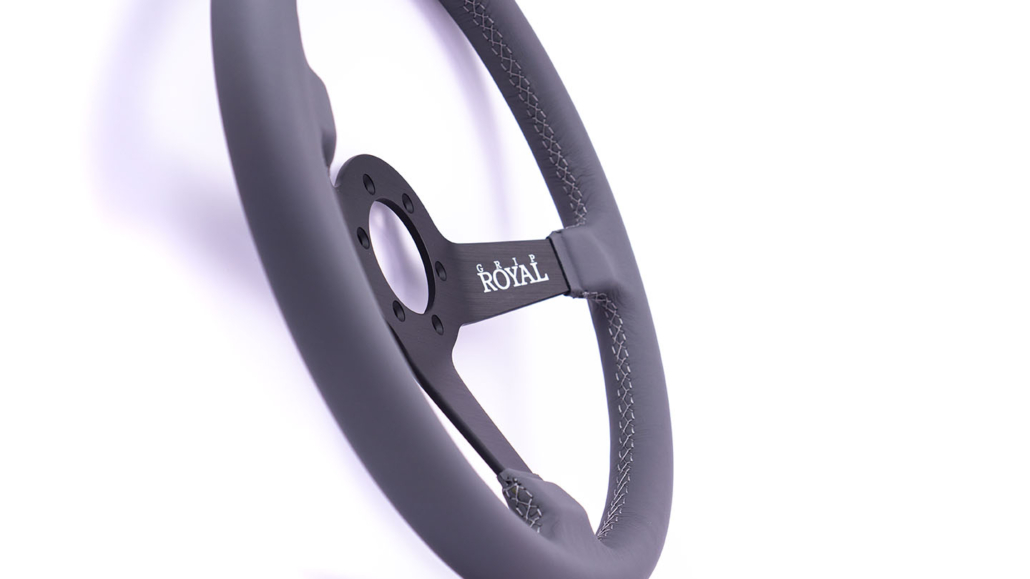 Brute - 350mm - Grey Leather - "Macbeth" - Grip Royal