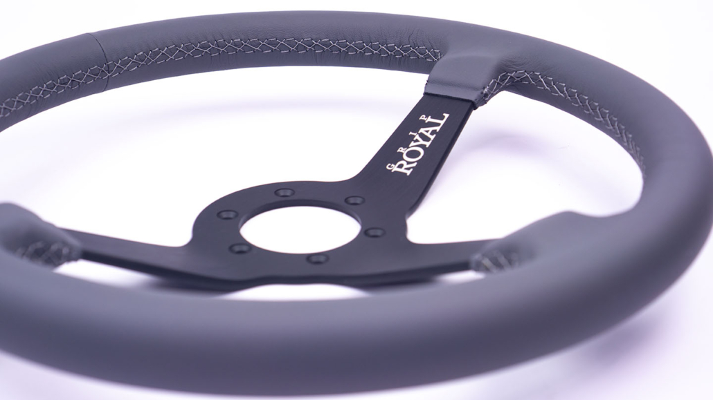 Brute - 350mm - Grey Leather - "Macbeth" - Grip Royal